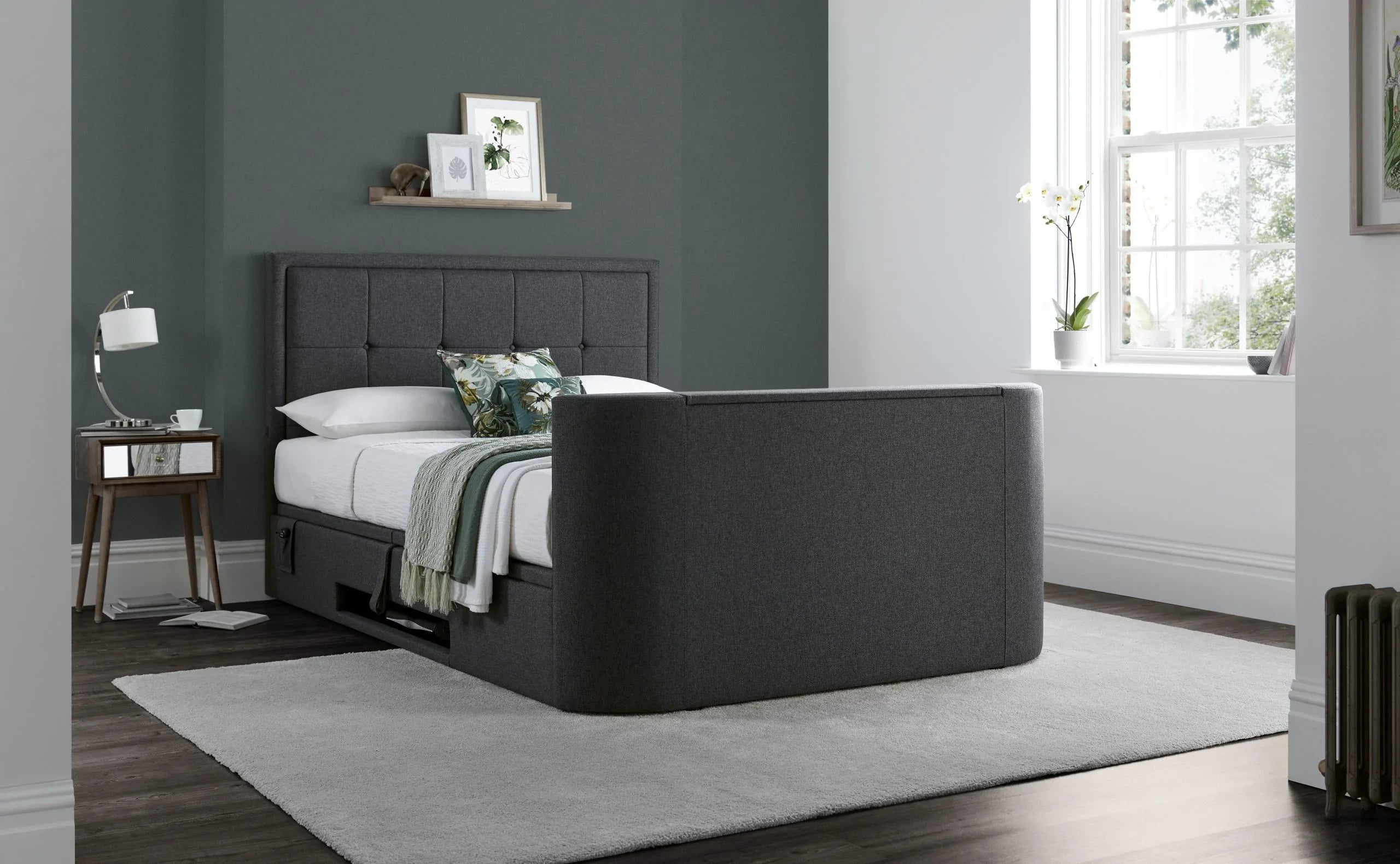 Bed with TV: Revolutionising Your Sleep and Entertainment Experience ...
